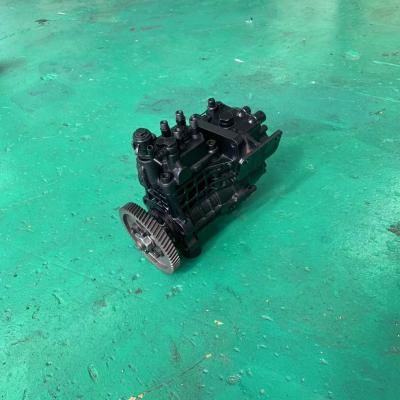 China 350Z Auto Spare Parts Engine Oil Pump for Yanmar 4TNV94 Diesel Engine - OEM 129900-32001 Replacement for sale