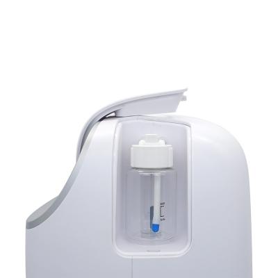 China Household Portable 2L Oxygen Generator With Voice Broadcasting for sale