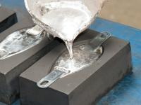 China 1.7v 17 lbs 32 lbs 7.7 kgs 14.5 kgs High EfficiencMagnesium Anodes With Gypsum Bentonite Sodium Sulphate Backfill Powder for sale