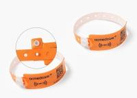 China Disposable PVC RFID Wristband 13.56MHz Waterproof Adjustable Hospital Event Access Control 350x15mm for sale