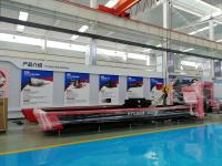 China Water Cooling Fiber Laser Tube Cutting Machine for High Precision for sale
