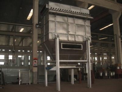 China 120 Bags Pulse Jet Bag Filter Vertical Lifting 90m2 Off Gas Treatment for sale