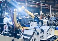 China Various Workpieces Use Standard Robotic Welding Workstation With Welding Power Source for sale