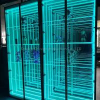 China High Brightness LED Light Source Fashion Display Case for Indoor and Outdoor Settings for sale