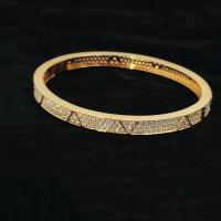 China Women's Geometric Triangle Diamond Bangle 1-3 Carat in 10K 14K 18K Gold with GIA IGI Certification for Wedding Party for sale