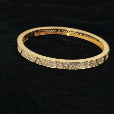 China Women's Geometric Triangle Diamond Bangle 1-3 Carat in 10K 14K 18K Gold with GIA IGI Certification for Wedding Party for sale