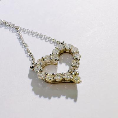 China Custom 18K Gold Heart Diamond Pendant Necklace 0.5-3 Carat Lab Grown Diamonds for Women Anniversary Wedding for sale