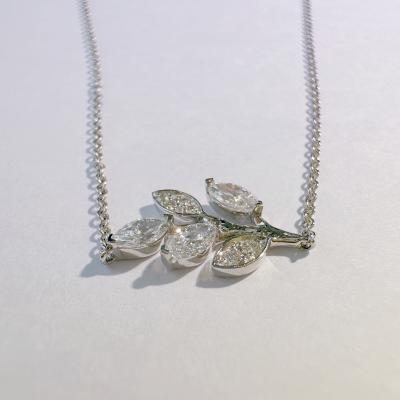 China Handmade 18K Gold Leaf Pendant Necklace with 0.5-3 Carat Lab Grown Diamonds - Marquise Cut Custom Jewelry for sale