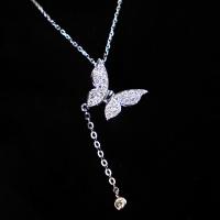 China 18K Gold Butterfly Pendant Necklace with 1-3 Carat Lab Grown Diamonds VVS Clarity IGI GIA Certified French Retro Style for sale