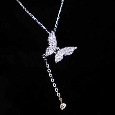 China 18K Gold Butterfly Pendant Necklace with 1-3 Carat Lab Grown Diamonds VVS Clarity IGI GIA Certified French Retro Style for sale