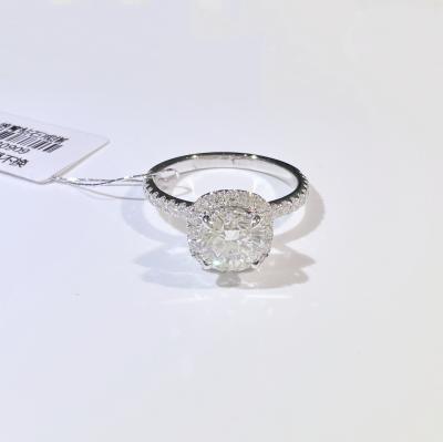 China Custom 18K Gold Cluster Diamond Ring 0.5-3 Carat with IGI GIA Certification for Engagement Wedding for sale