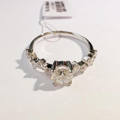 China 18K Gold Flower Wreath Diamond Ring 0.5-3 Carat Lab Grown with IGI GIA Certification for Women Engagement Wedding for sale