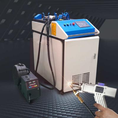 China 1000W 1500W 2000W Handheld Fiber Laser Welder for Metal Cleaning and Welding for sale