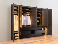 China Customized Minimalist Closet Tailored Hamdless Wardrobe Customized Size for sale