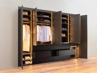 China Customized Minimalist Closet Tailored Hamdless Wardrobe Customized Size for sale