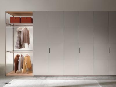 China Customized White Modern Wardrobe with Leather Door Penals for sale