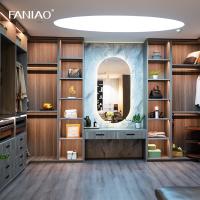 China 18mm Solid Wood Custom Wardrobe Closet with LED Lighting and Dressing Mirror - Modern Walk-in Storage Solution for sale