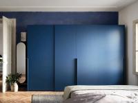 China Modern Wooden Wardrobe Closet with Hinged Doors 180cm Bedroom Storage Furniture for sale