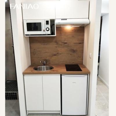 China Custom 18mm Modular Melamine Kitchen Cabinets with Countertop for Hotel & Apartment Kitchenettes for sale