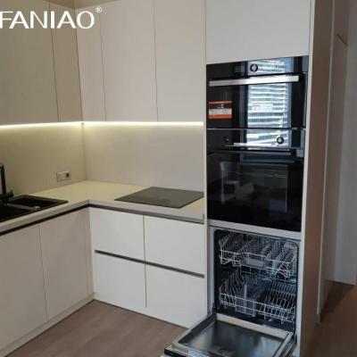 China 18mm Melamine Kitchen Cabinets for Small Apartments & Hotels - Space-Saving Modular Design with Custom Options for sale