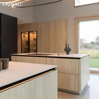 China Modern Melamine Kitchen Cabinets Set Modular Wall Cupboards with Island 18mm Plywood for sale
