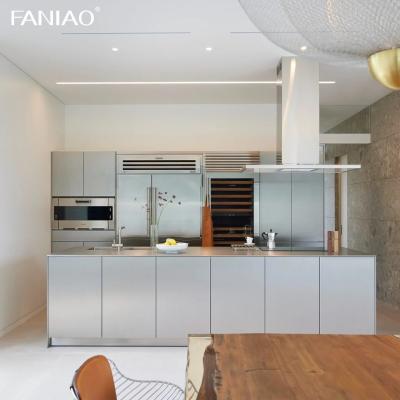 China 304 Stainless Steel Kitchen Cabinet with Integrated Sink - 18mm Construction, High Gloss White Finish for Residential & Commercial Use for sale