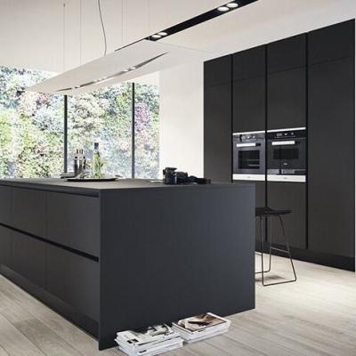 China Black Melamine Kitchen Cabinets Modern Modular Set 18mm Plywood for Hotel Villa for sale