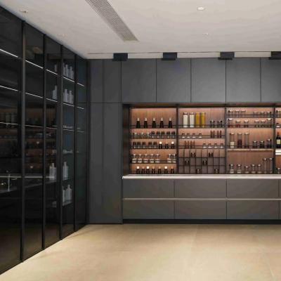 China Solid Wood Kitchen Cabinets Set with Quartz Countertop Island and Sink for Modern Home Villa Hotel for sale