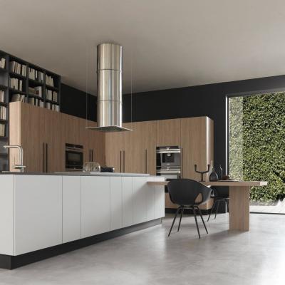 China Modern Solid Wood Kitchen Cabinets with Melamine Finish 18mm Island Set for sale