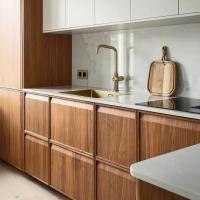 China Solid Ash Wood Kitchen Cabinets Light Brown Luxury Design Custom Sizes Soft Close Hinges for sale