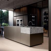 China Assembled Kitchen Cabinets Set Wood Contemporary Design with Sink 18mm Plywood Soft Close Hinges for sale