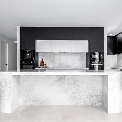 China Modern Wood Veneer MDF Kitchen Cabinets Luxury White Custom Design 18mm for Australia for sale