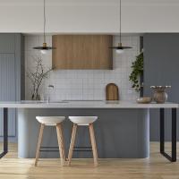 China Modern MDF Kitchen Cabinet with Marble Countertop 16mm Carcass Plywood Furniture for Residential Projects for sale