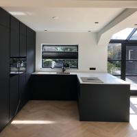 China OEM Custom Modern Kitchen Cabinet E0 Plywood Matte Laminated Particle Board Flat Pack 18mm for sale