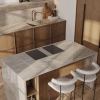 China Classic Oak Wood Veneer Kitchen Cabinets with Soft Close Hinges 18mm Plywood Carcass for sale