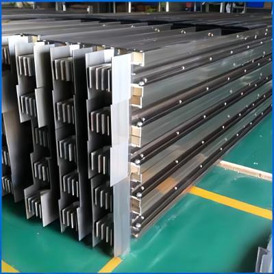China LED Lighting Busway 800A 110-240V Aluminum Surface Mount for sale