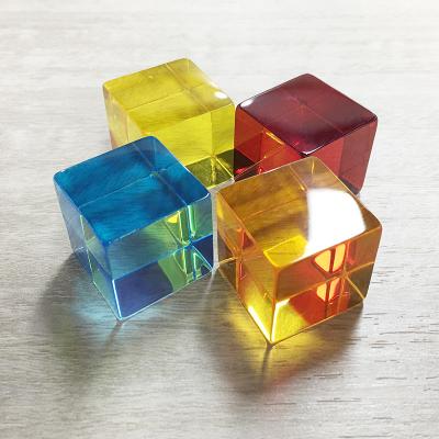 China Decorative Clear Acrylic Paperweight 4x4cm Folk Art Style Logo Customized for sale