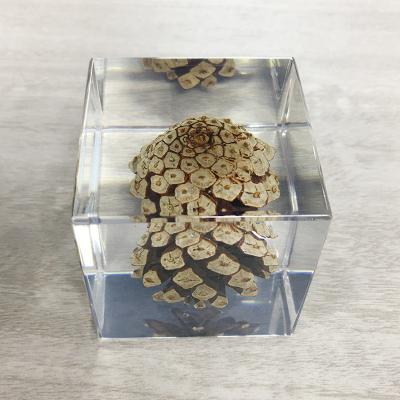 China Factory Cheap Paperweights Custom Artwork Craft Clear Acrylic Block Crafts Acrylic Resin Crystal Paper Weight for sale