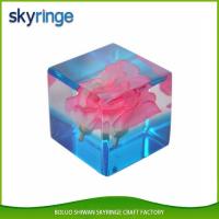 China Made In China Resin Acrylic Paperweight Souvenir Gifts for sale