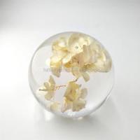 China Return Gift Transparent craft flower embellishments crystal ball with flower inside Resin Acrylic Balls for sale