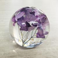 China Popular Flower Paperweight Ball Personalized Crystal Paperweight for sale