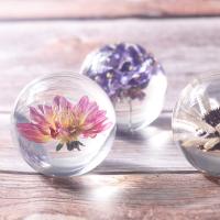 China Custom Resin Paperweight 3 Inch 4 Inch 5 Inch Crystal Paper Weights for sale