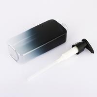 China 500ml Empty Clear Cosmetic Lotion Bottle With Airless Pump Gradient Pink Black for sale
