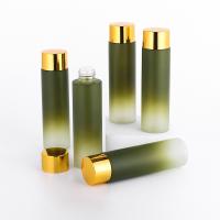 China 150ml Small Gradient Green Plastic Spray Bottle With Screw Cap for sale