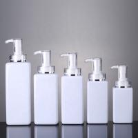 China Luxury 300ml 400ml 500ml Hotel Empty Conditioner Packaging16oz Men Clear Lotion Plastic Shampoo Bottle With Gold Pump for sale