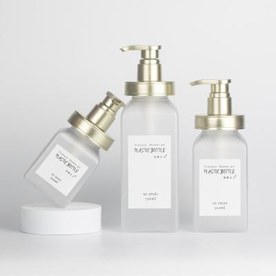 China Bpa Free 200ml Empty Plastic Bottles , 62mm Pump Cosmetic Airless Lotion Bottles for sale