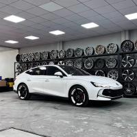 China Gloss Black White Staggered Flow Formed Racing Wheels 5x100 5x112 5x114.3 Alloy Rims for sale