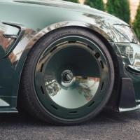 China Custom 5X112 5X114.3 5X120 6X139.7 Alloy Rims 18 20 22 23 24 26 Inch Forged Wheels for Ford Land Rover Chevrolet Cadillac Audi for sale