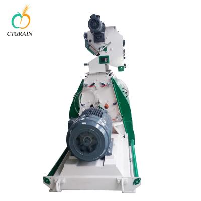 China Low Price SFSP Series Good After-Sale Service Animal Feed Crusher and Mixer Hammer Mill for sale
