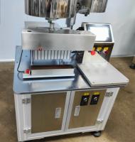 China Ailusi 12 Nozzles Double Jacketed Lipstick Filling Machine 20L Hopper 0-180C for sale
